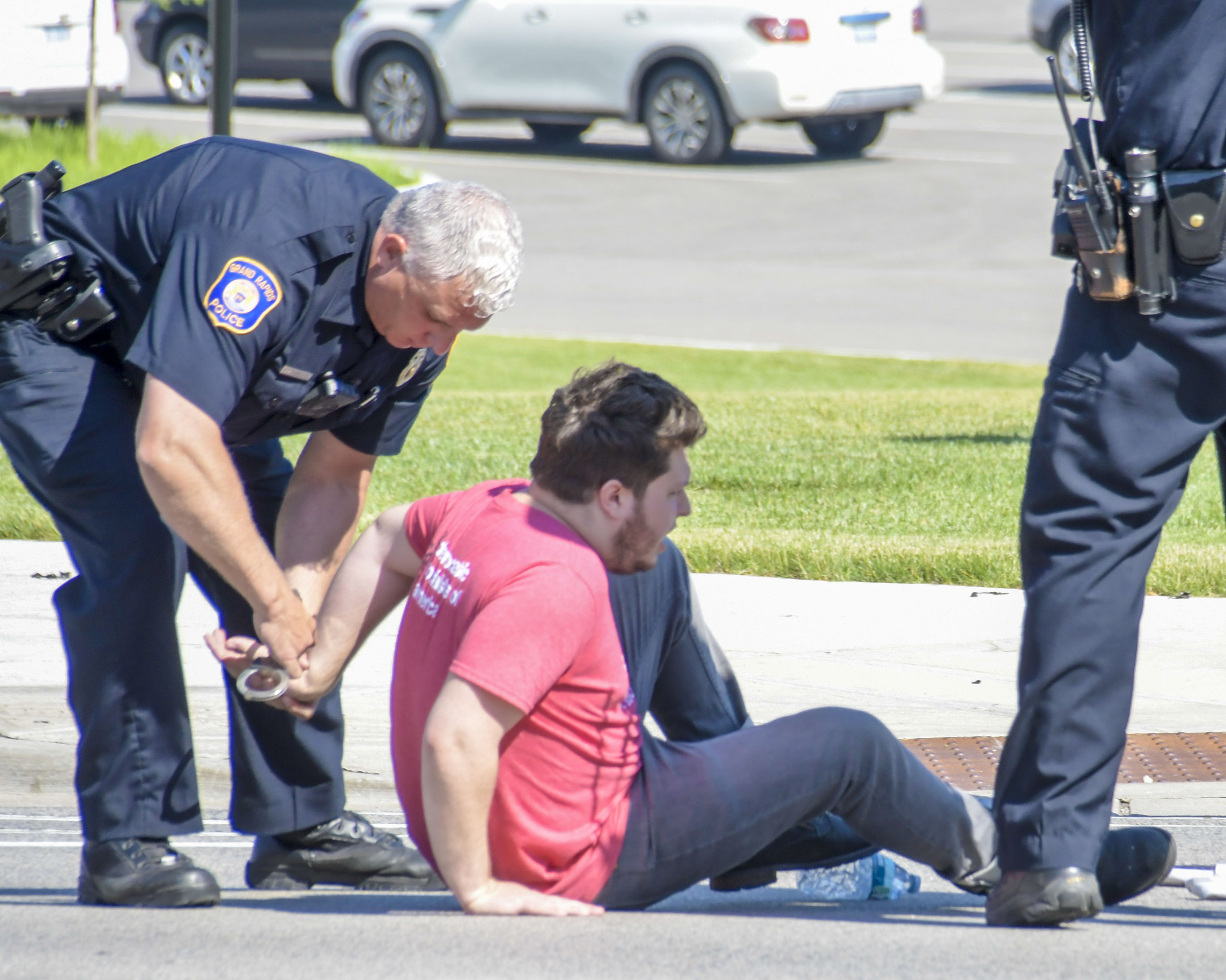 Seven people arrested for protesting Kent Counties contract with ICE ...